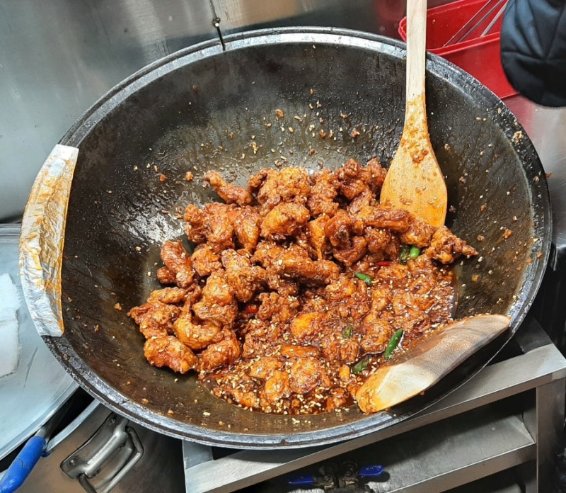 인천 신포국제시장 맛집 원조신포닭강정 줄서서 포장한 후기가격주말 웨이팅 네이버 블로그