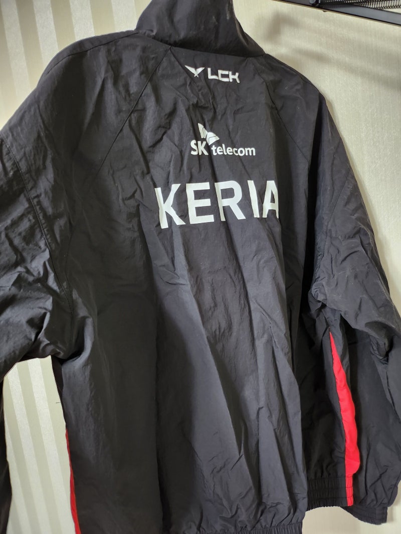 2023 T1 유니폼 상세 리뷰(2023 T1 Uniform Spring Jacket 상세샷, 착샷, 디테일샷) : 네이버 블로그