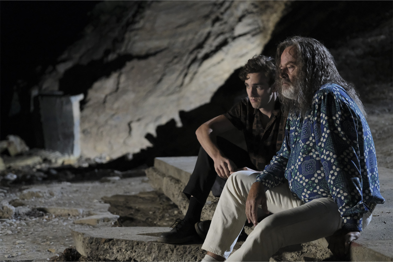 영화 The Space Between, 2021 - 세상 모든 것은 닿을 듯할 때가 가장 아름다운 것 : 네이버 블로그