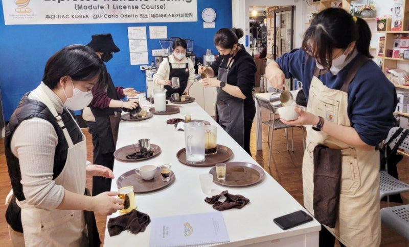 제주바리스타커피학원 라떼아트 자격증 야간반 초급과정 로제타 만들기 네이버 블로그