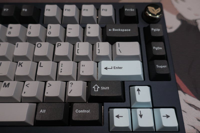 가성비 폼떡 Qwertykeys QK75 Blue 핫스왑 기계식 키보드 무게 측정 및 휠납을 이용한 무게 늘리기 : 네이버 블로그