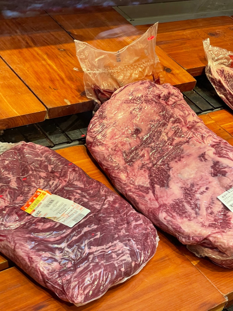 서울마장동 한우값 폭락”마장동 축산물시장 맛집 먹자골목 ‘한우타운숯불구이정육식당 에서 가격 확인해 봤습니다 네이버 블로그