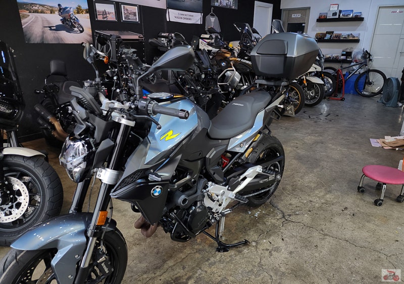 [2023.2.15] 여성라이더의 BMW F900R 디테일링 : 네이버 블로그