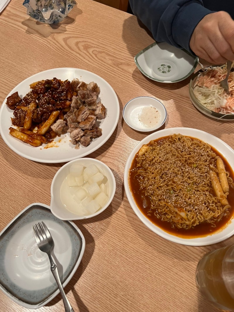 창원 사림동창원대 치킨집 불로꾸숯불치킨 순살 양념and소금라면사리 냠 네이버 블로그