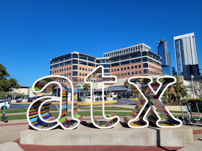 텍사스 오스틴 여행2 - 캐피톨(Capitol), 6번가, 홀푸드 앞 atx Sign : 네이버 블로그