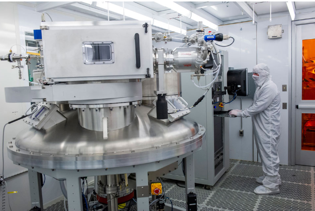 eMagin의 OLEDoS(MicroOLED) 제조 공장과 CEO의 기술 설명 : 네이버 블로그