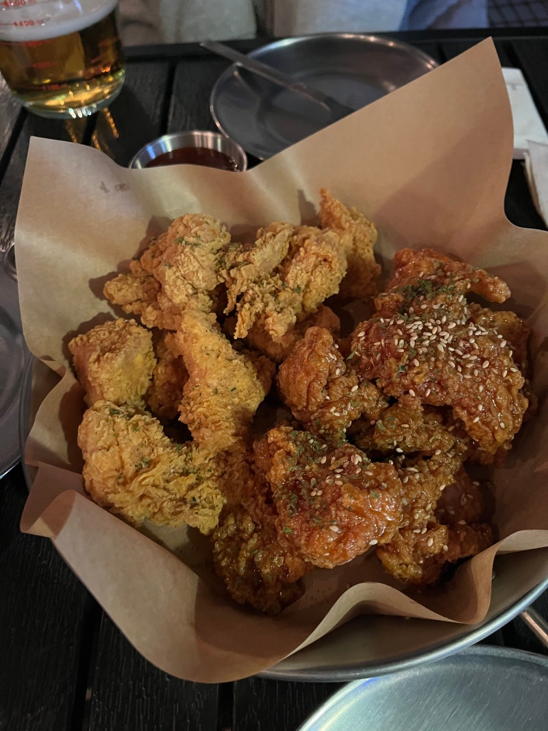 군자역 치맥 맛집 추천 생활맥주 군자점 앵그리버드 블랙 순살 반반 후기 네이버 블로그