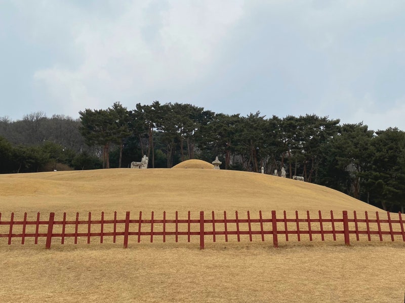 서울근교 경기도 당일치기여행 화성 나들이 가볼만한곳 융건릉 주차 입장료 둘레길 네이버 블로그