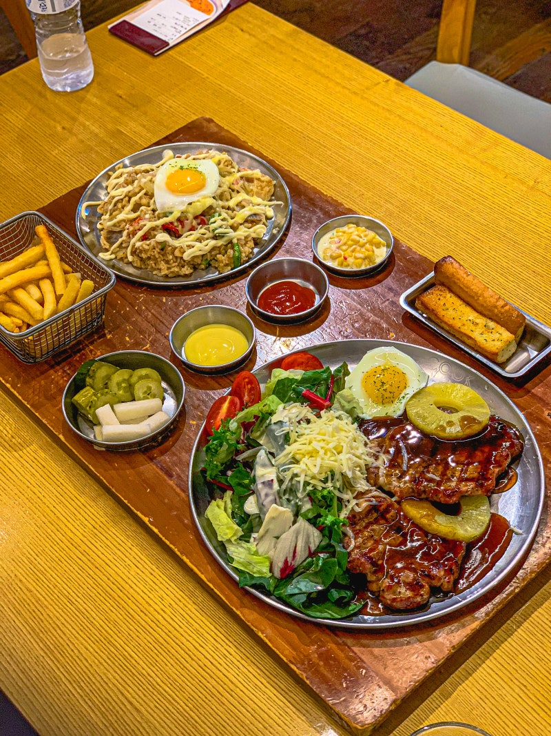 안양역맛집 서가앤쿡에서 목살 스테이크 한상 먹고왔는데 필라프 맛집이네 네이버 블로그