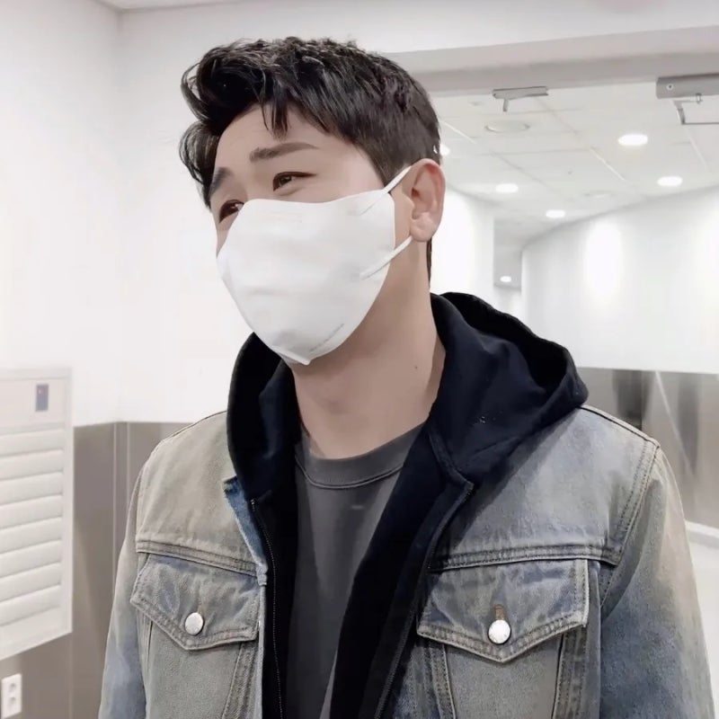 영탁 팬 덕질하는 연예인이 있탁?🤫 TASs STUDIO 비하인드 : 네이버 블로그