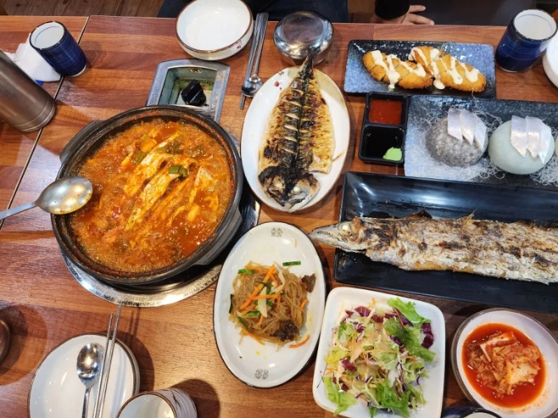 제주 협재해수욕장 갈치구이 맛집 제갈양 점심추천 네이버 블로그