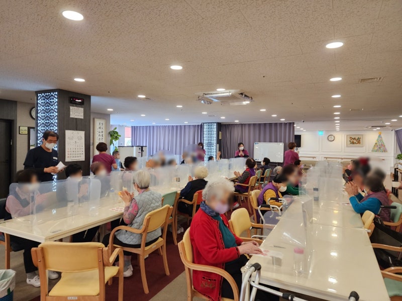덕양구삼송노인주간보호센터 봄산책 시니어데이케어 주은 삼송센터 네이버 블로그
