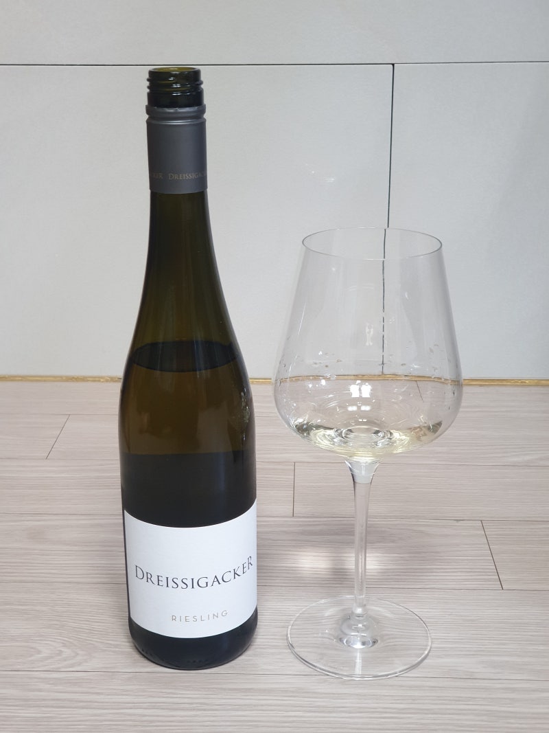 와인팩토리 - 독일와인 드라이씨가커 리슬링(DREISSIGACKER RIESLING TROCKEN 2021) : 네이버 블로그