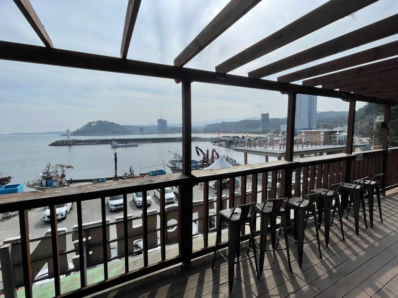 양양가볼만한곳동산항 In 양양 And 파머스키친 Feat X5 차박 카크닉 낚시 네이버 블로그