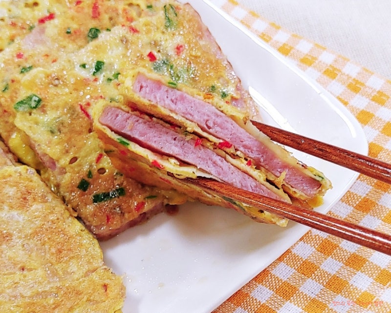 햄계란부침 만들기 간단한 햄전 레시피 매콤한 햄요리 반찬메뉴 네이버 블로그