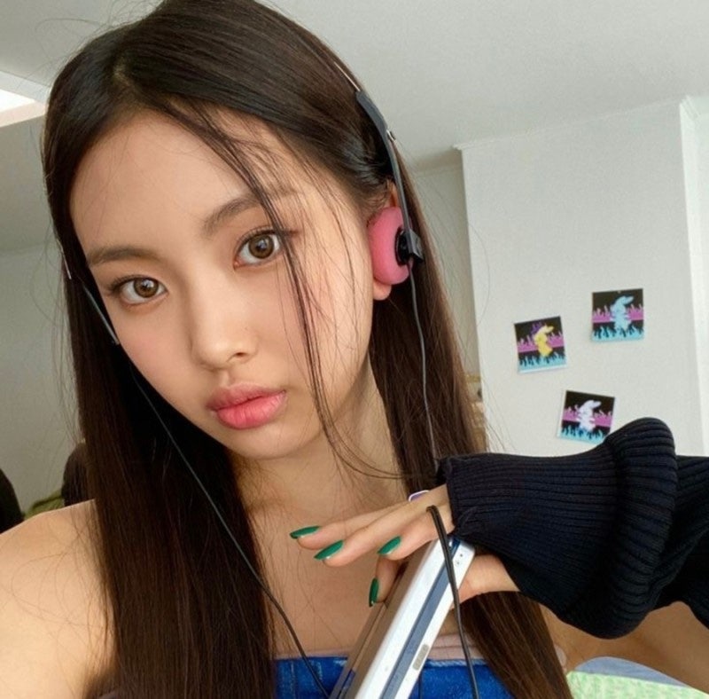 긴생머리 레이어드컷 뉴진스 헤어스타일 슬릭컷 볼륨매직전문 강서구미용실 염창동미용실 강현원장 네이버 블로그