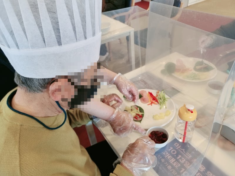 시니어데이케어 주은 원주센터 요리 월남쌈 만들기 원주노인주간보호센터 네이버 블로그
