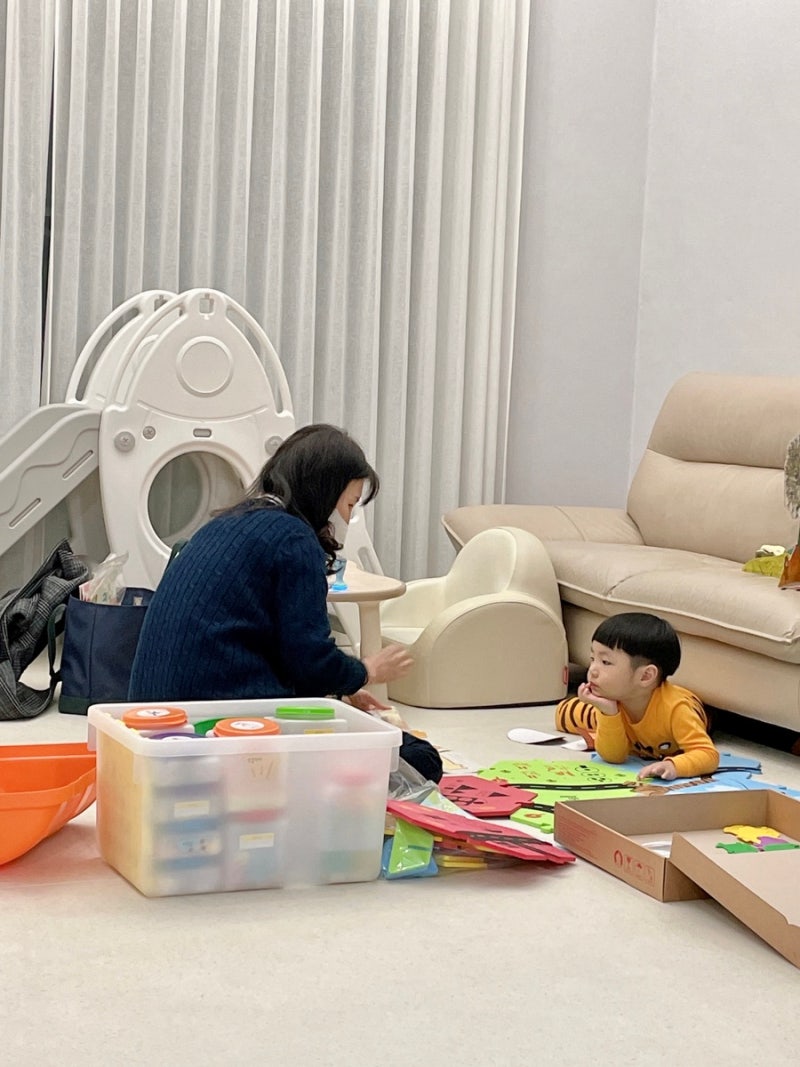 방문수업신기한 한글나라신기한 수학나라 만 3세 4살 한솔교육 입문 3회차 수업 후 꼬리에 꼬리를 무는 생각들