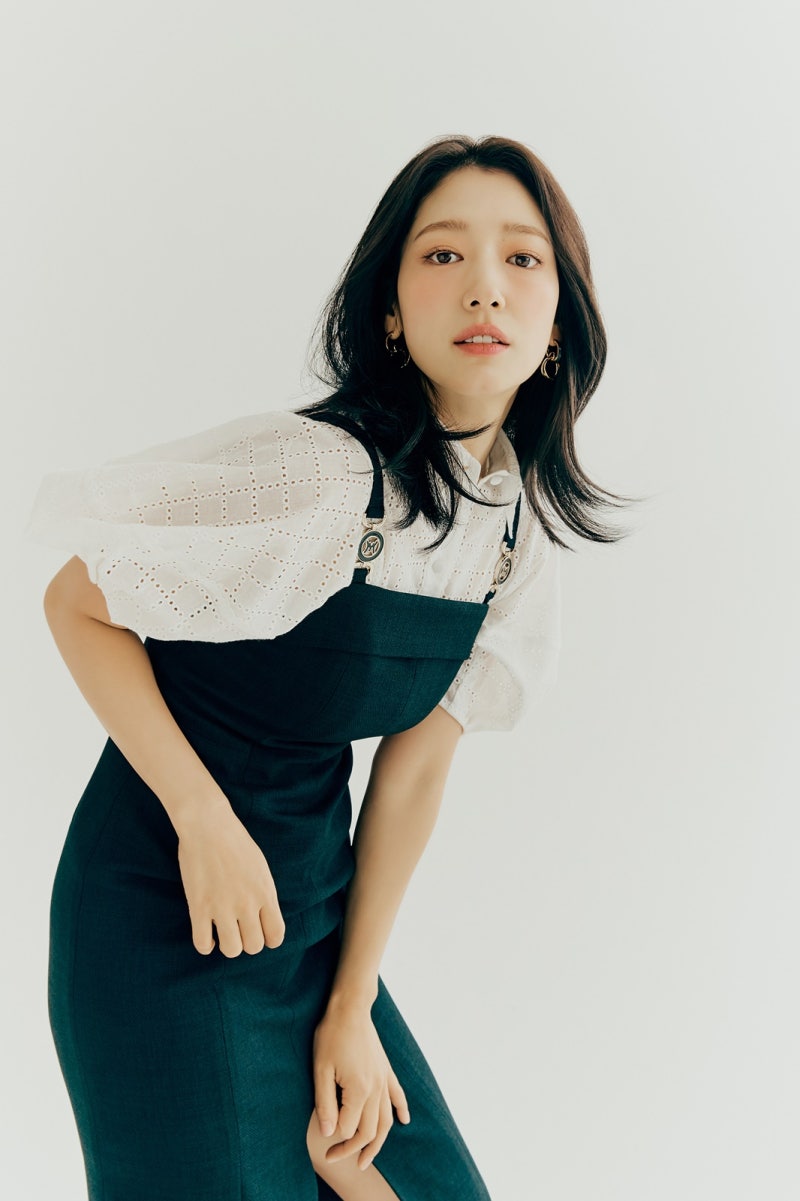 박신혜 화보 옷 모조에스핀 자켓 슬랙스 블라우스 스커트 팬츠 여자 셋업 트위드 원피스 결혼식 하객룩 출근룩 올여름패션 네이버 블로그