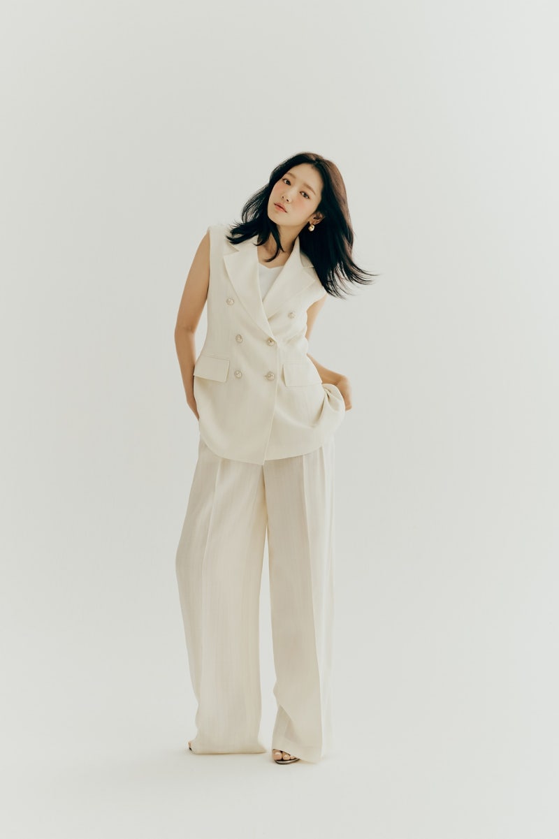 박신혜 화보 옷 모조에스핀 자켓 슬랙스 블라우스 스커트 팬츠 여자 셋업 트위드 원피스 결혼식 하객룩 출근룩 올여름패션 네이버 블로그