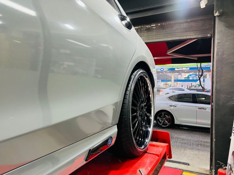 S클래스 S63 AMG 22인치 휠 타이어 255 30 22 : 네이버 블로그