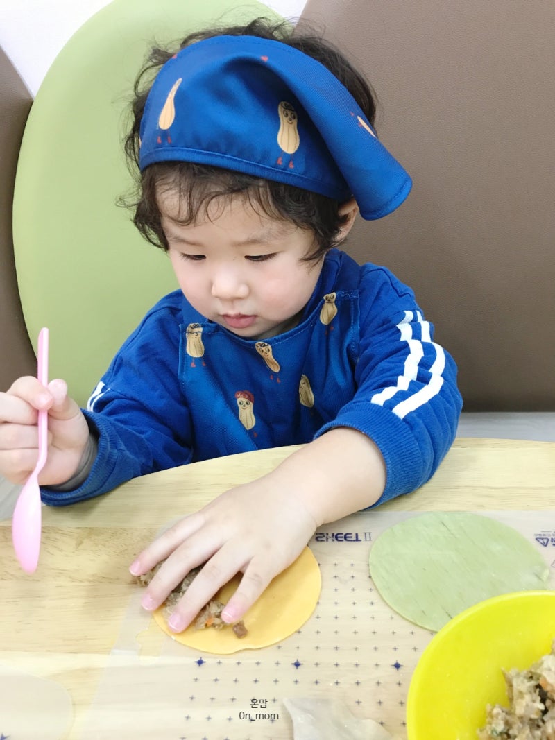 다이소 아기 두건 앞치마 세트 어린이집 입학 시 미리 준비하면 좋아요 네이버 블로그