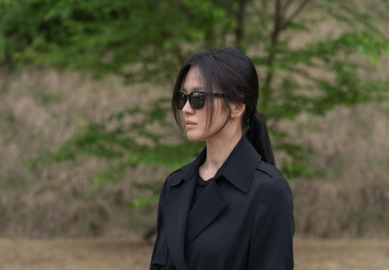 더글로리 송혜교 옷 트렌치코트 브랜드는 네이버 블로그