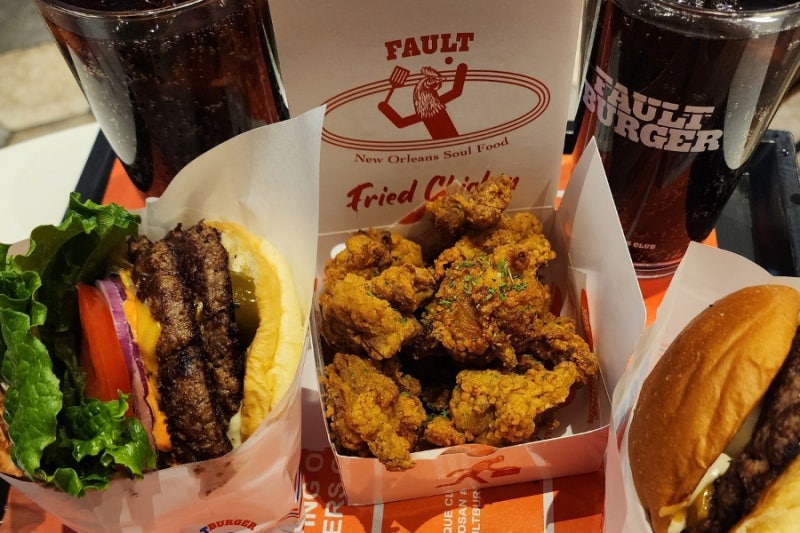 폴트버거 fault burger : 브리오슈번 버거와 매력적인 치킨이 있는 버거 맛집 : 네이버 블로그