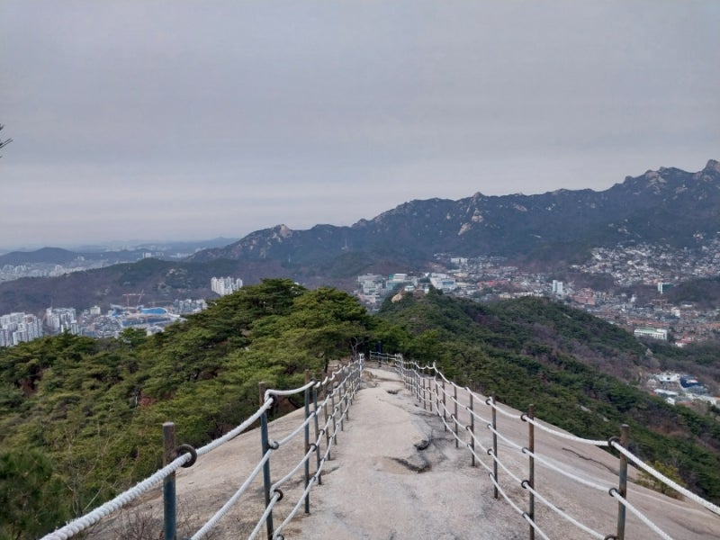 인왕산 등산코스 돈의문박물관마을~월암근린공원~홍난파가옥~사직터널위~인왕산~기차바위~자하문 네이버 블로그