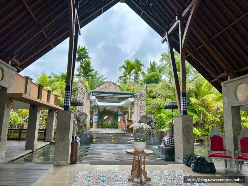 발리 우붓 ‘더 카욘 정글 리조트 The Kayon Jungle Resort 상세한 후기포토존 시설 이용 꿀팁셔틀버스