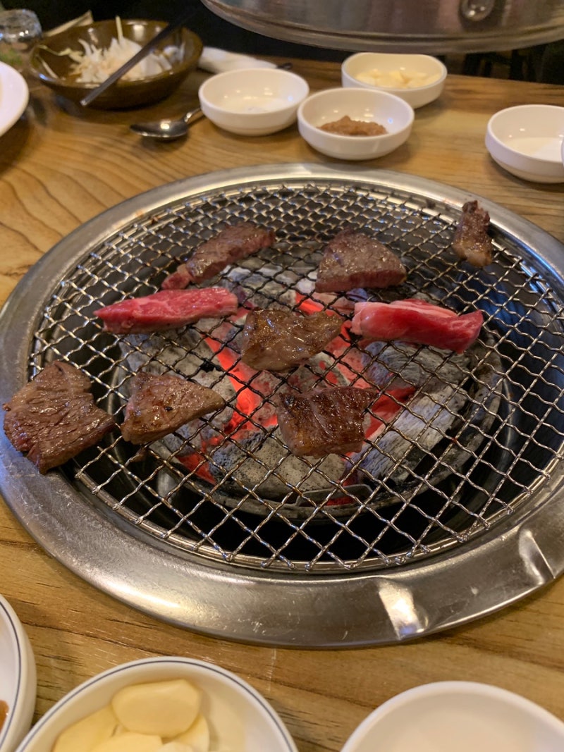 판교 소고기 홍박사생고기판교점 가성비 좋은 한우 맛집회식장소 추천등심모듬육회또갈고야 네이버 블로그