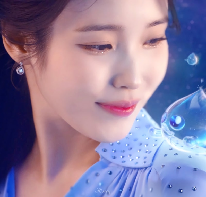 230324 아이유X참이슬 봄 시즌 새 포스터 화보 사진/TV CF 광고 영상 (이슬 자리 편) : 네이버 블로그