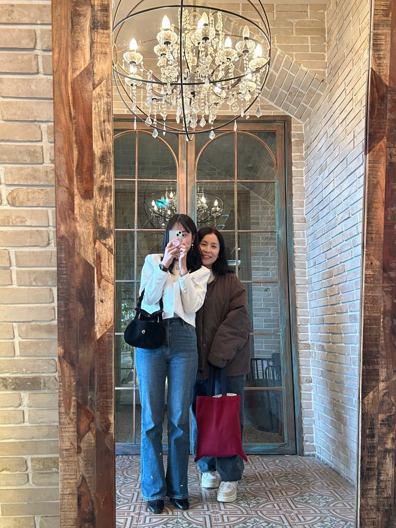 엄마랑 성수동 데이트 유럽풍 레스토랑 스케쥴 성수 메종드마가레뜨 베이글 맛집 후추빵과 모닝글 성수 가볼만한 곳 추천