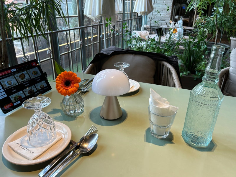 엄마랑 성수동 데이트 유럽풍 레스토랑 스케쥴 성수 메종드마가레뜨 베이글 맛집 후추빵과 모닝글 성수 가볼만한 곳 추천