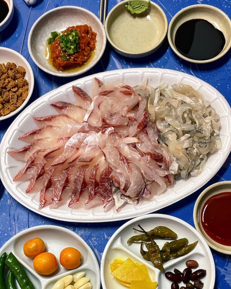 부산광안리맛집바다향기 저렴한가격에 그렇지못한 싱싱한 회 노상바이브의 광안리초장집feat민락어민활어직판장 네이버 블로그
