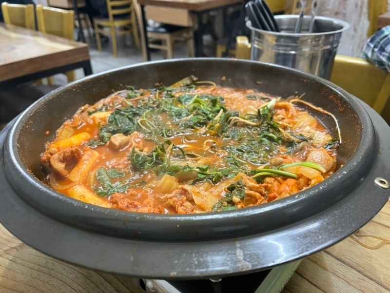 대전 태백식당 제철 나물이 올라가는 물닭갈비 전문점 네이버 블로그
