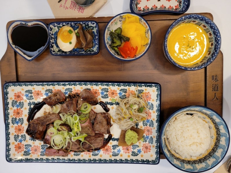 청주 복대동 현대백화점 롯데아울렛 지웰시티 맛집 마제소바 스테이크 맛집 데이트하기 좋은 분위기좋은 식당 미도인 네이버 블로그