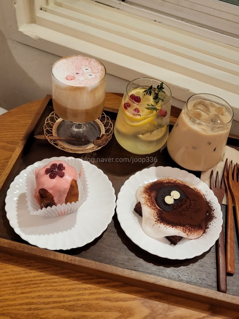 서울 유명한 벚꽃 명소 카페 연남동 벚꽃집 만개 네이버 블로그