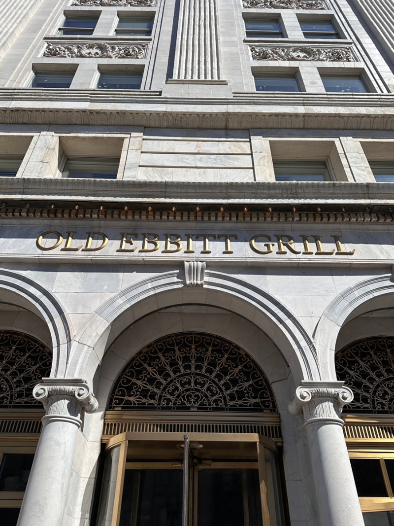 [미국 워싱턴 DC 여행] Old Ebbitt Grill 오바마 맛집/ 링컨기념관/ 벚꽃/ 마틴루터킹/ 백악관/ 워싱턴기념탑 ...