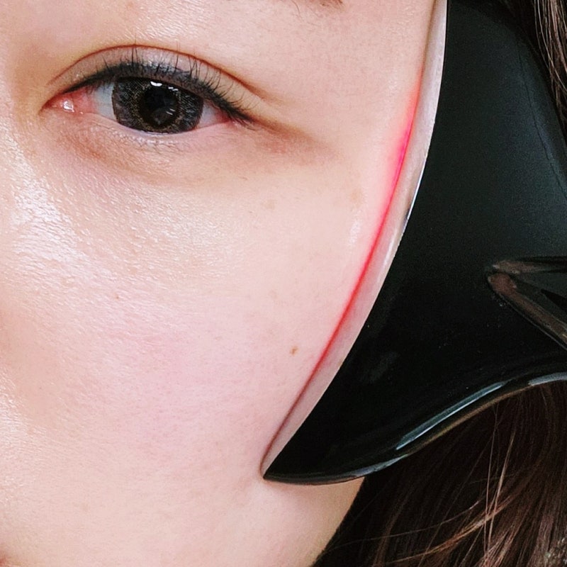 돌고래 꼬리 모양의 LED 초음파마사지기 하나로 얼굴과 목주름까지 : 네이버 블로그