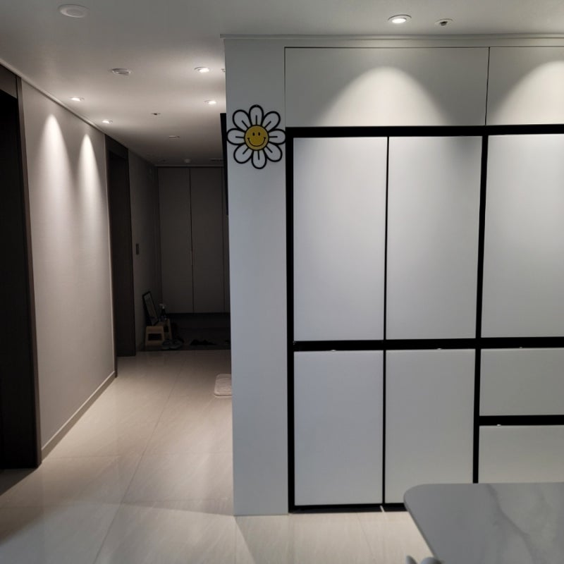 주방 인테리어필름 시공 싱크대전체 화이트인테리어 현대 보닥 S245 네이버 블로그
