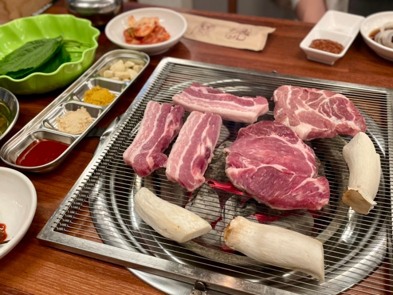 청라 고기집 숯불갈비 통큰무한삼겹 가성비 좋은 목살 삼겹살 청라 무한리필 맛집 네이버 블로그