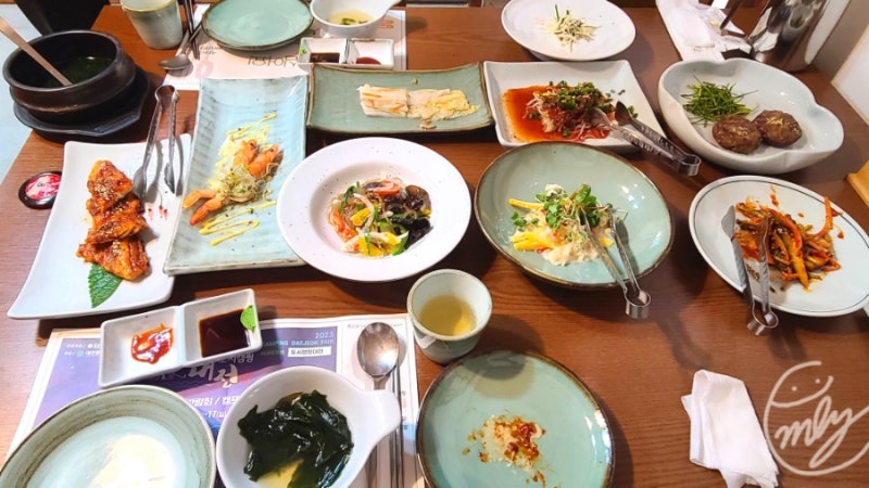 《충남천안》송연 한정식 기와집 외관 천안 한정식 맛집😍 네이버 블로그