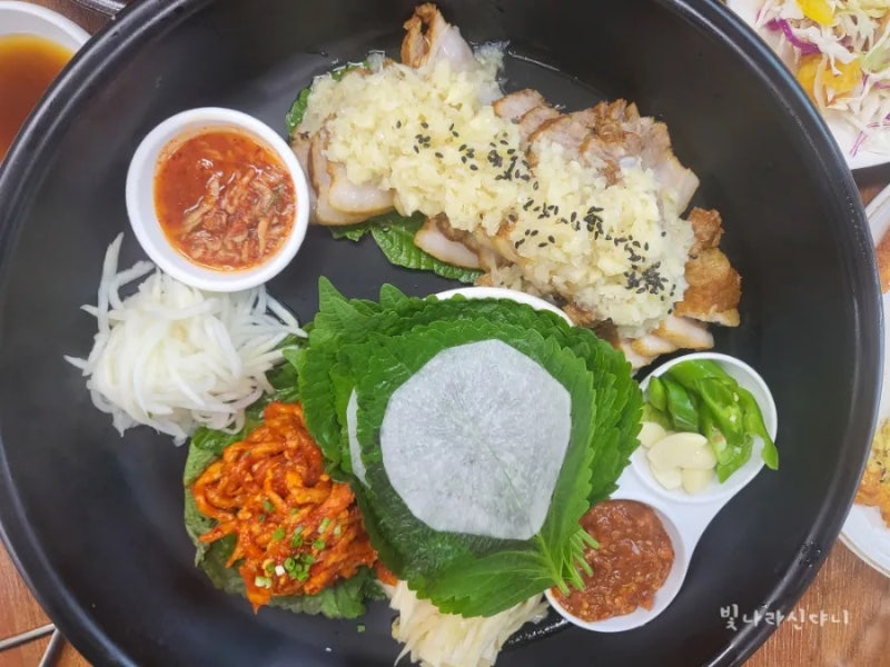 함안맛집 청국장순두부뚝배기가 포함된 마늘보쌈정식이 맛있는 매미궁뎅이 : 네이버 블로그