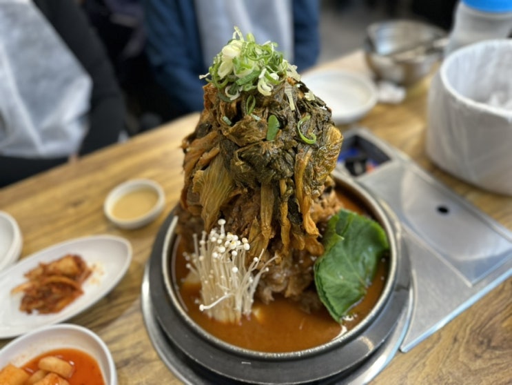 송파나루역 맛집 방이시장 방이동 해장국 줄서서먹는 푸짐한 청년감자탕