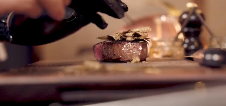 Koreas Best Beef - "BORN & BRED"