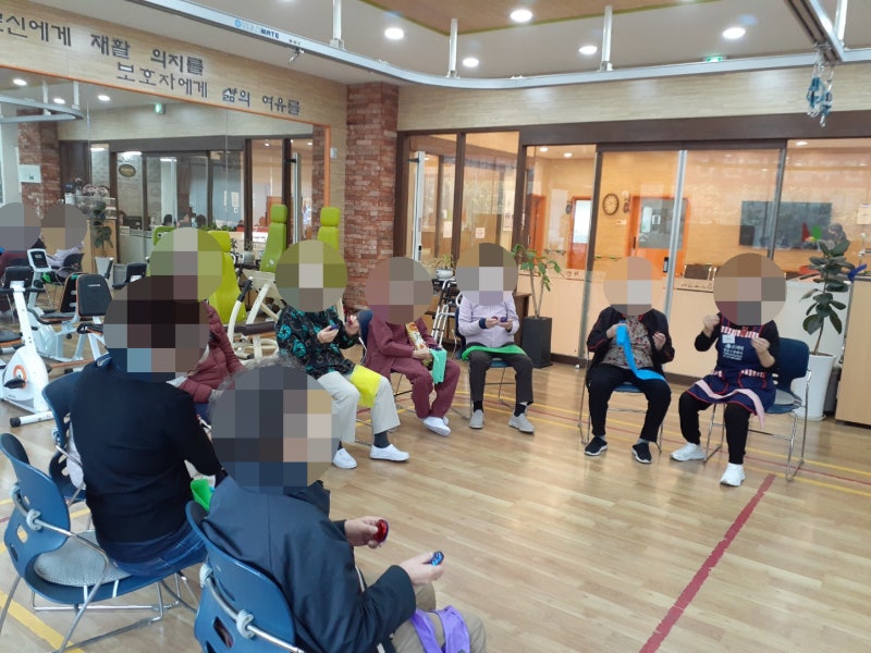용인동백주간보호 반디재활주간보호센터 맞춤형 프로그램 소리꽃 당신이 최고야 네이버 블로그