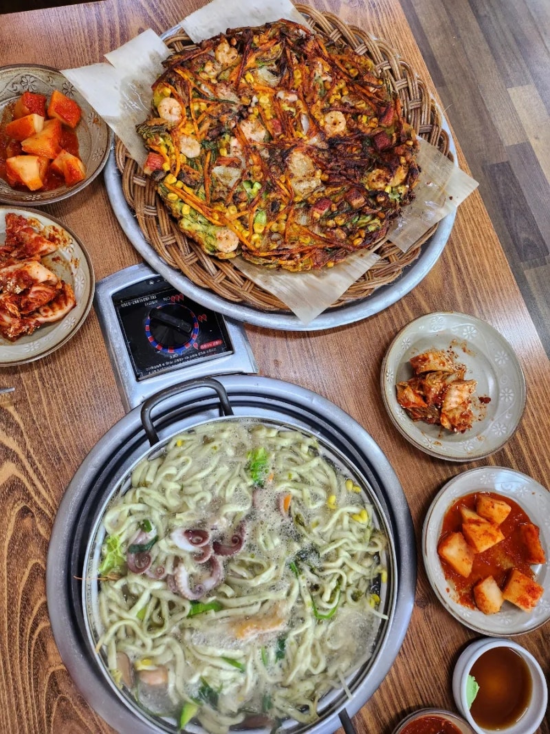 여수맛집 해물칼국수 녹두해물전 풍자님의 또간집 여수편 소개된 밀터 다녀온 후기 네이버 블로그