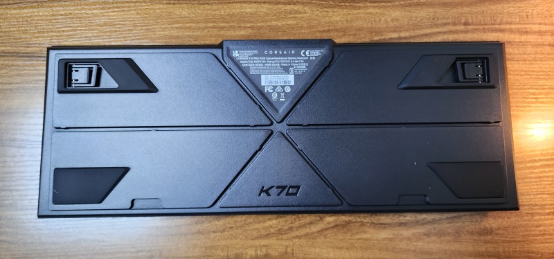 커세어 K70 RGB pro OPX 광적축 게이밍 기계식 키보드 리뷰. (Corsair K70 RGB pro OPX gaming ...