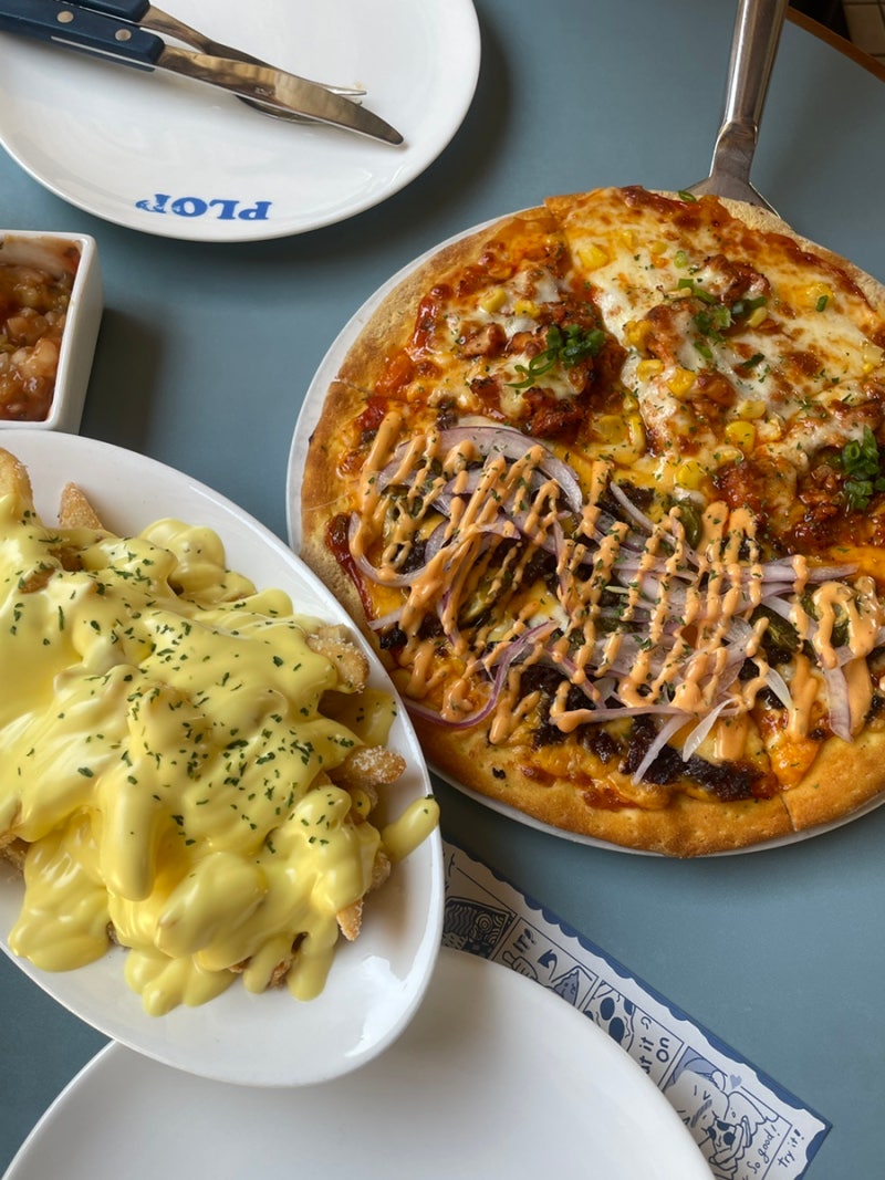 안국역 맛집 한옥에서 먹는 피자 하프스몰사이즈 불고기어니언타코 콘치즈닭갈비버터갈릭프라이즈웨이팅 네이버 블로그